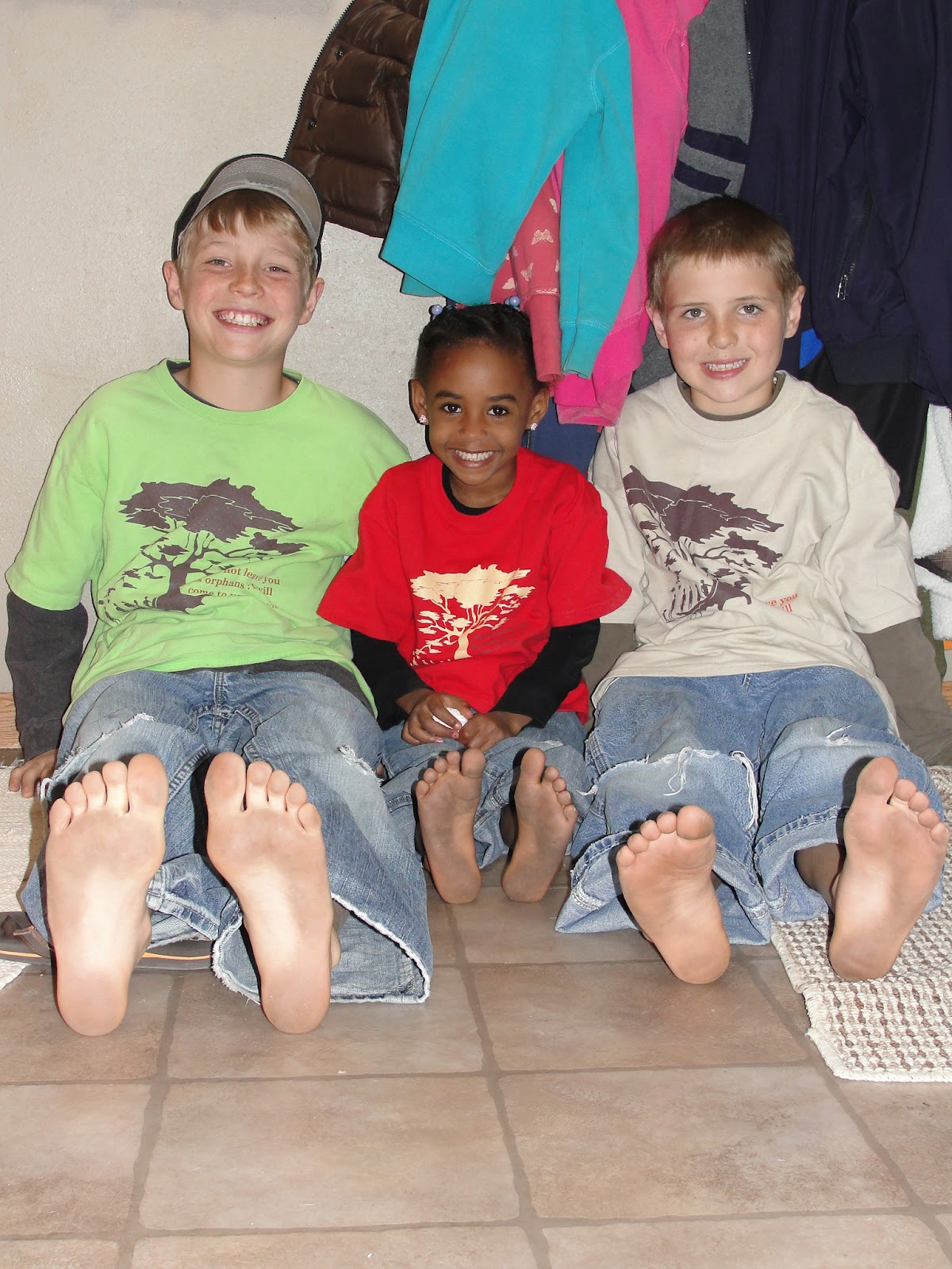 4boys2girls: One Day Without Shoes~~