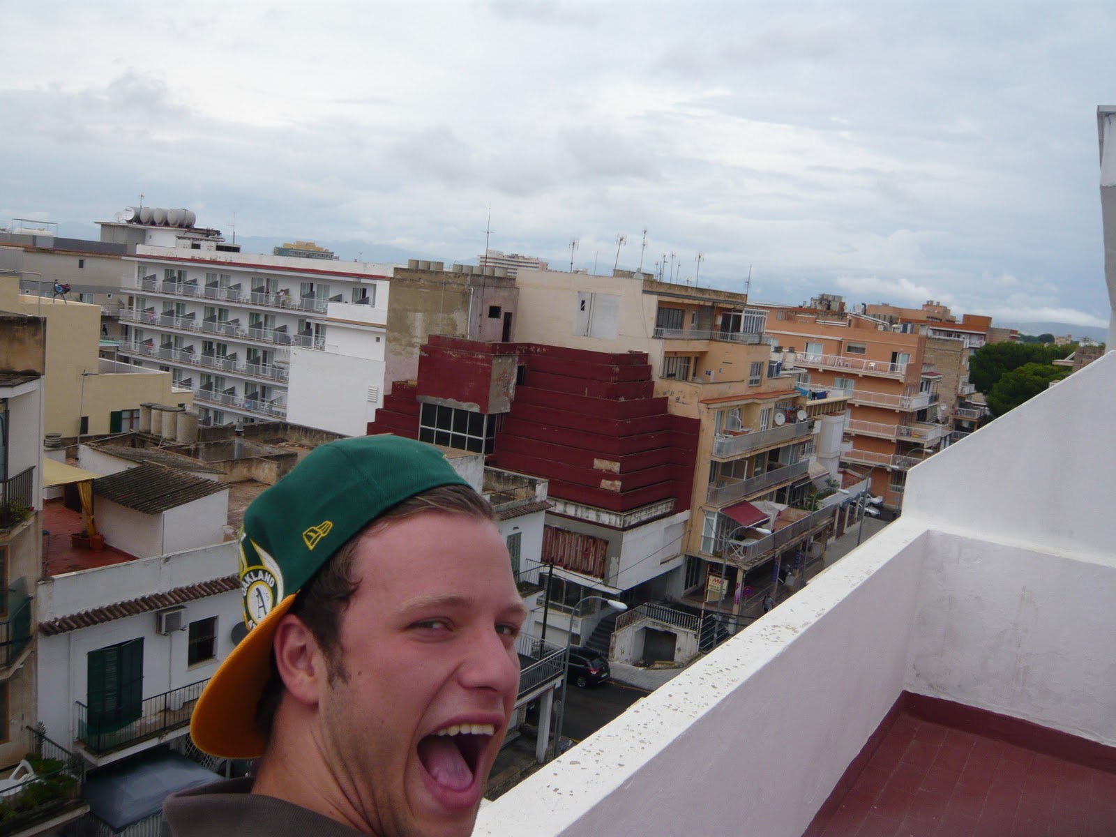 Robin und Svens Fotowohnzimmer (ASK 18 ) gemäß der 4,7% des Bierfasses