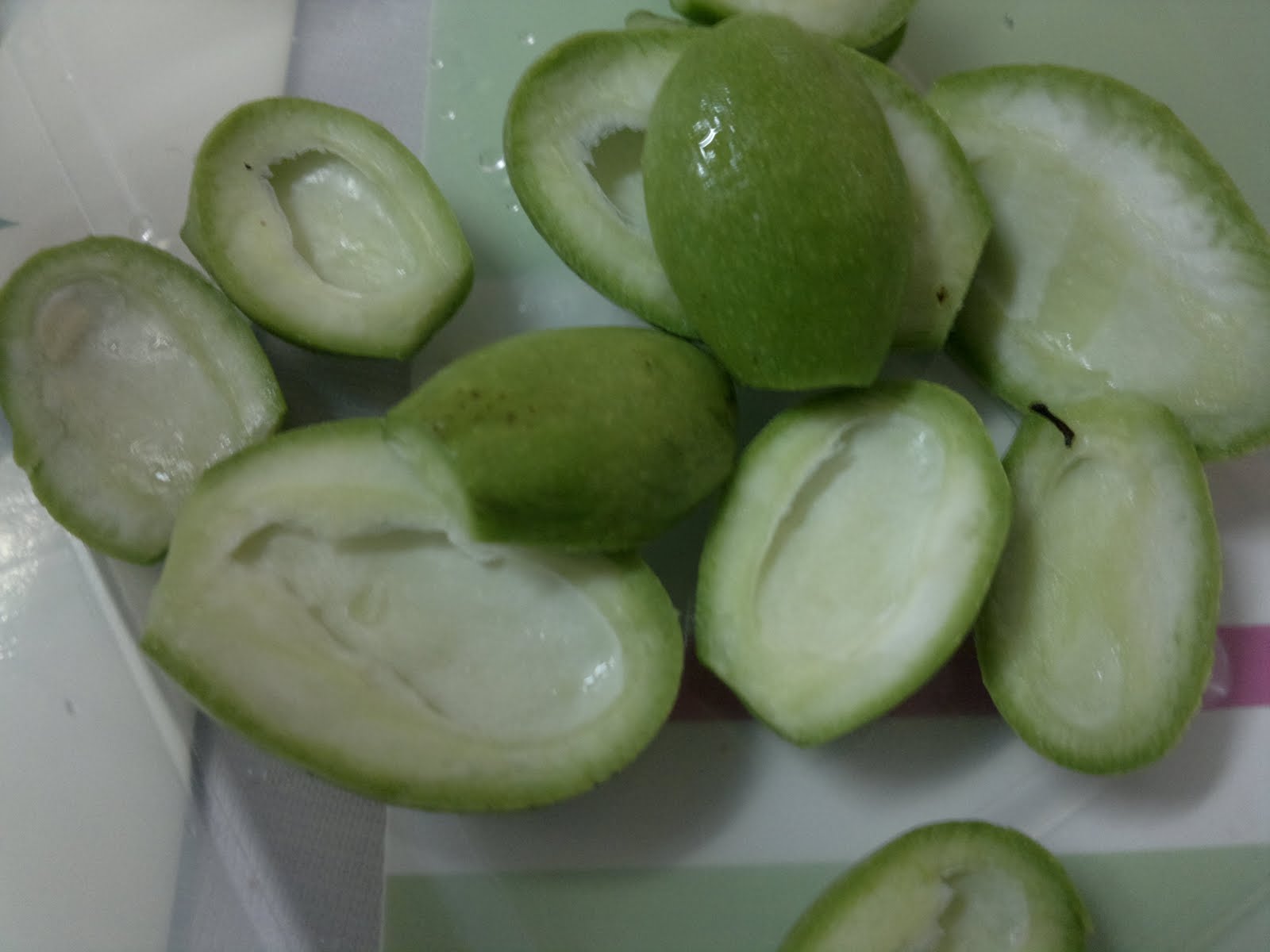 Pork in the Road: Pajo Mangoes ... Summer's Bunches of Happiness