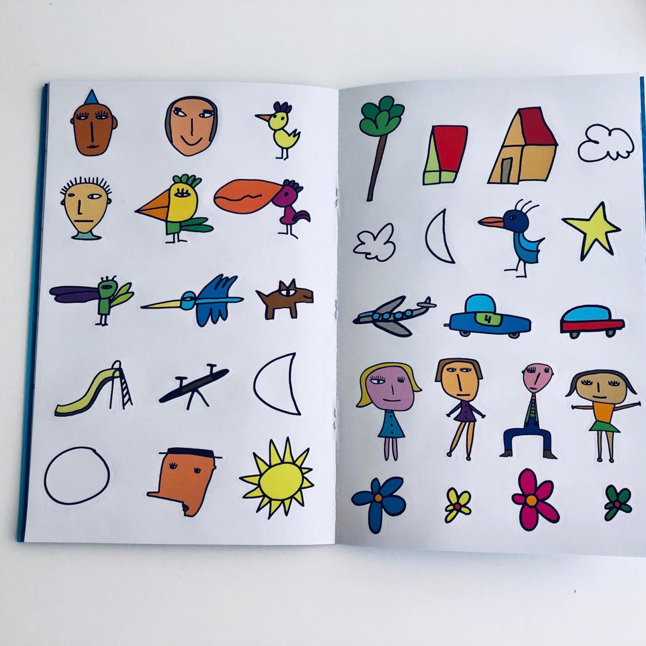 Entre libros, peliculas y series: Milo stickers - La ciudad - Milo Lockett