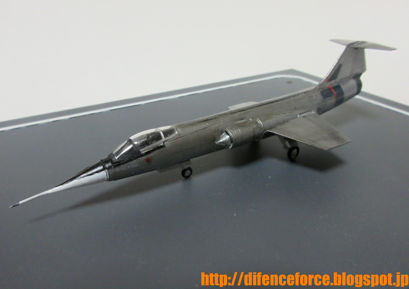 1/144の防衛隊[1/144サイズのミリタリー模型]