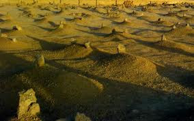 Cahaya Purnama: Suasana Di Alam Kubur