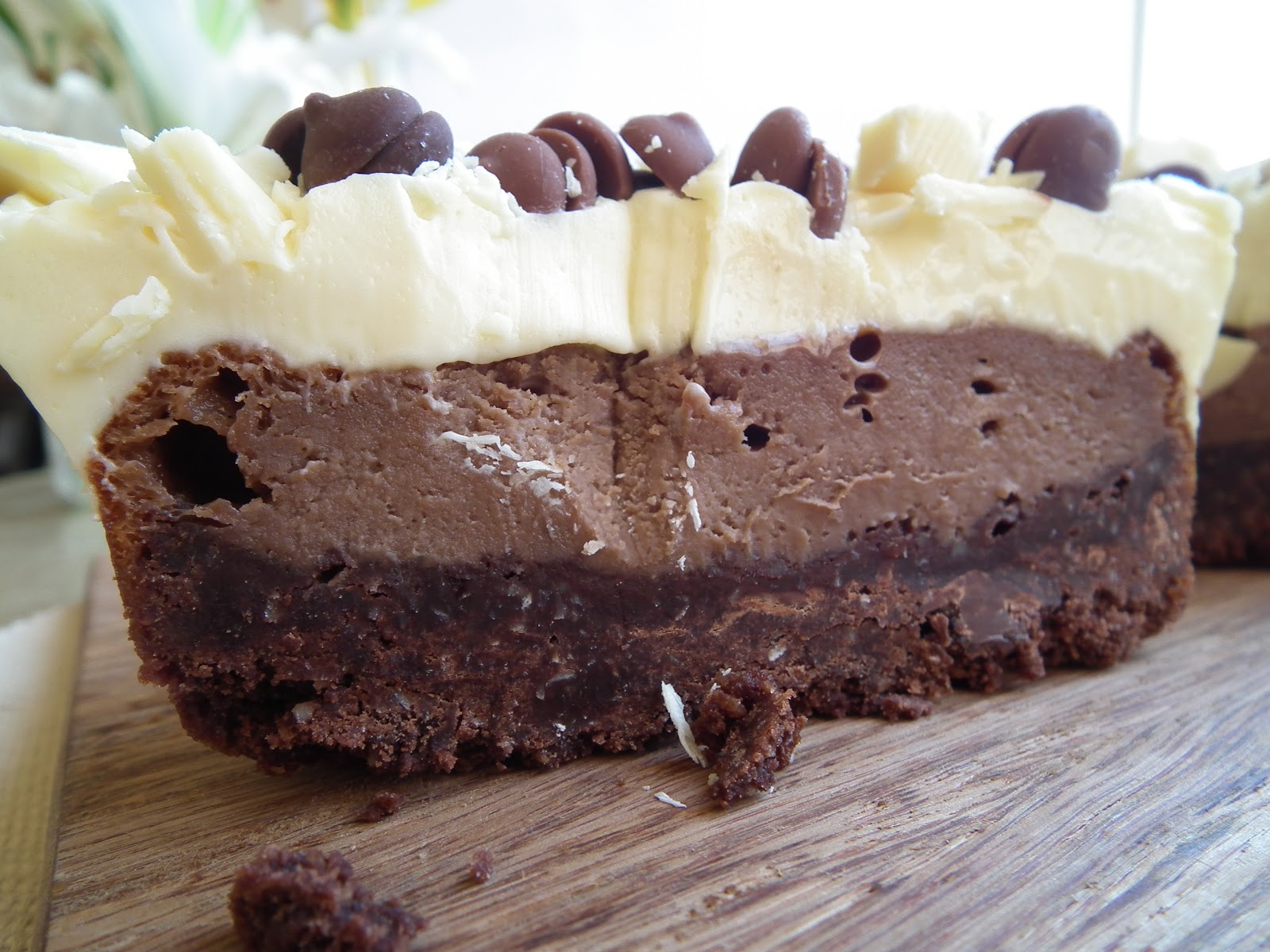 Sugabuttacream: Trifecta Chocolate Cheesecake Slice