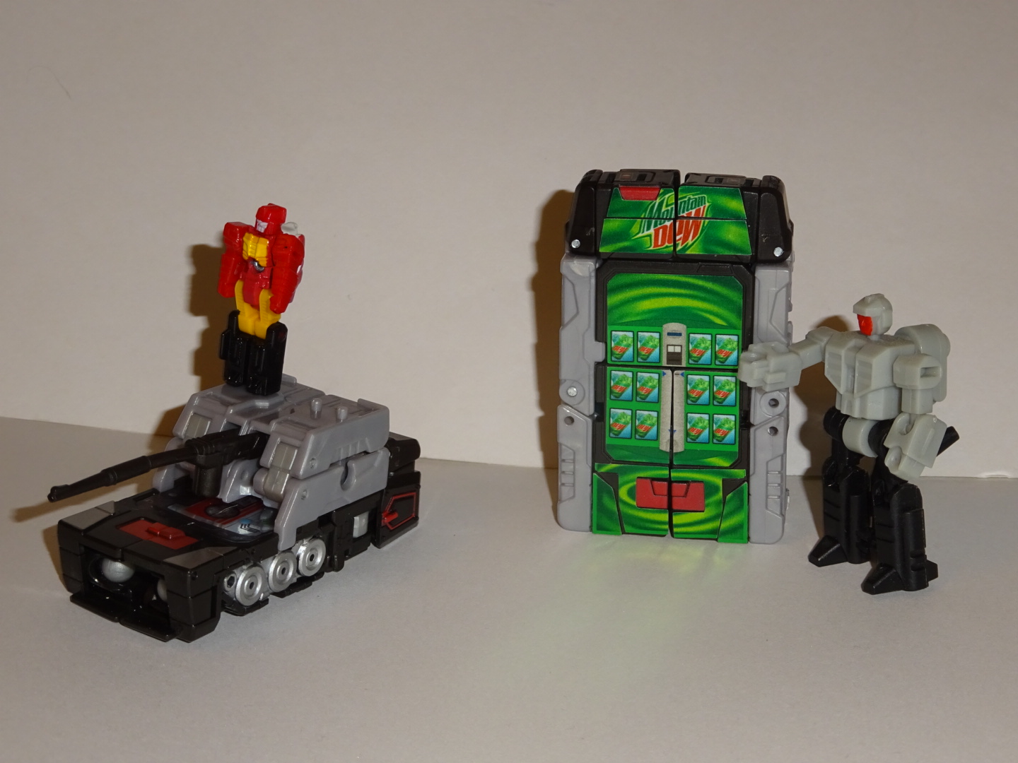 Blackrock's Toybox: Titans Return Rewind (2016) and Custom Dispensor