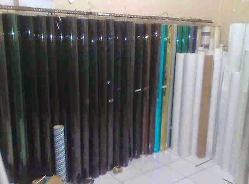 CONTOH GAMBAR STIKER KACA