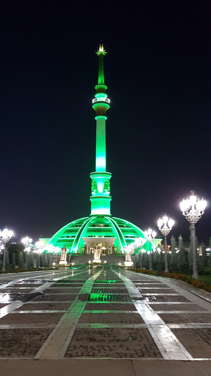 Lilandjohnincentralasia: Kow Ata Underground Lake, Turkmenistan