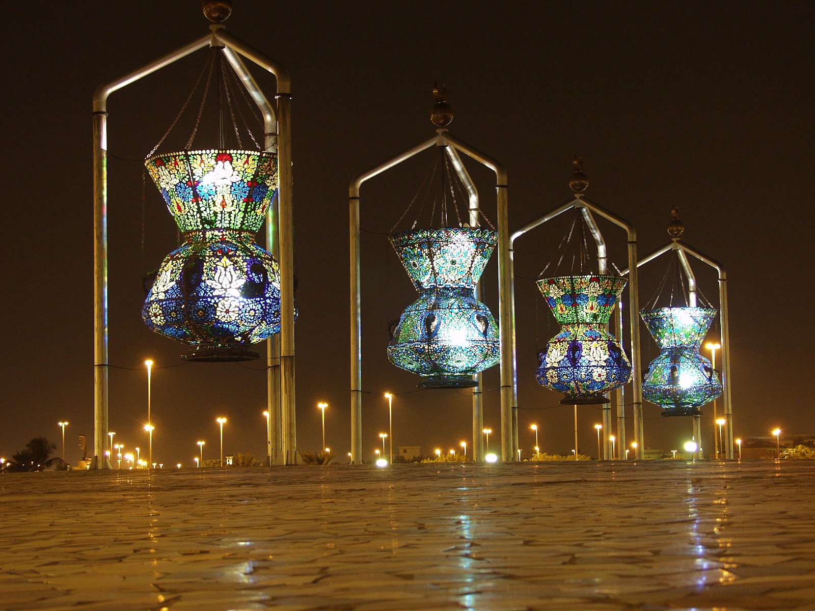 The Teacher Diaries: Some Beautiful Roundabouts and Monuments in Jeddah