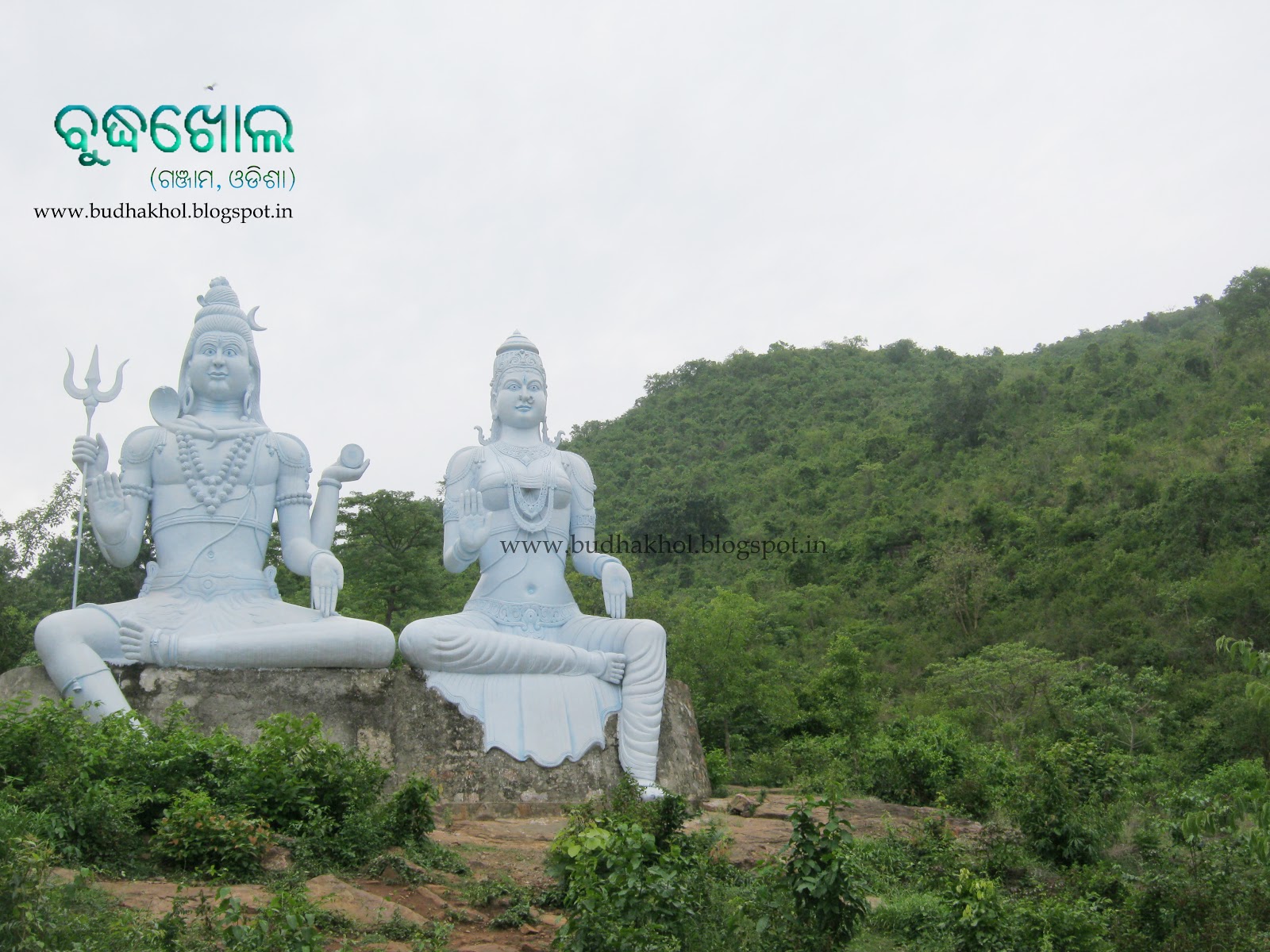 Statue of Lord Shiva and Pravati | BUDHAKHOLA Temple | Ganjam | Odisha.