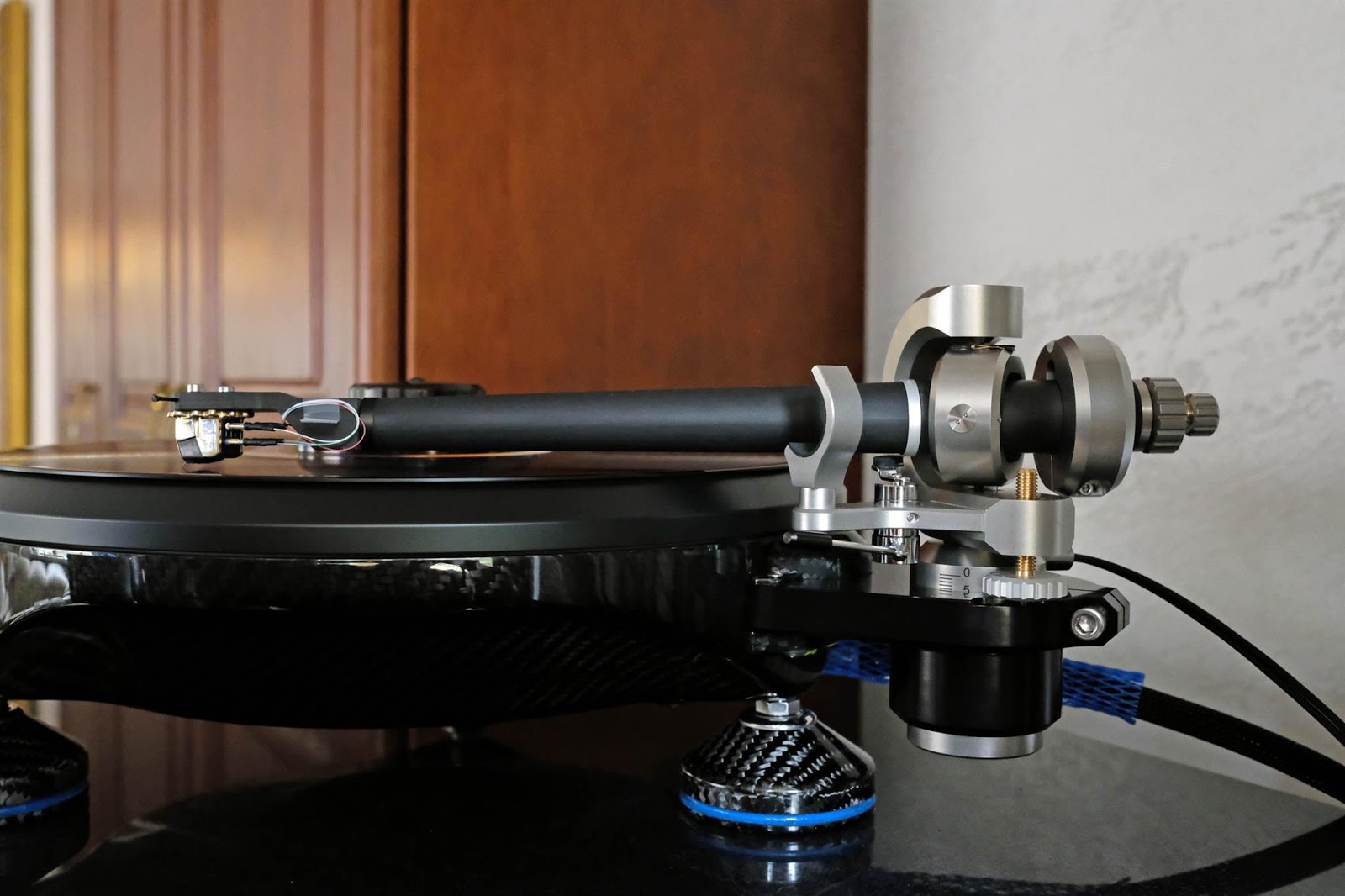 SAT TONEARM AND GRAND PRIX AUDIO MONACO TURNTABLE – M & S | Ultimate ...