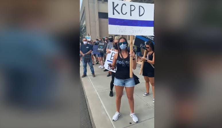 TKC MUST SEE!!! KANSAS CITY PRO-POLICE RALLY AT KCPD HQ TONIGHT!!!