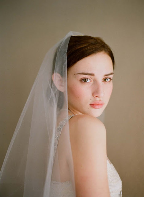 Dawn J's fashion wedding gown: Classic Bridal Veils