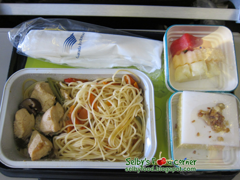 Selby's Food Corner: Garuda Indonesia Meal