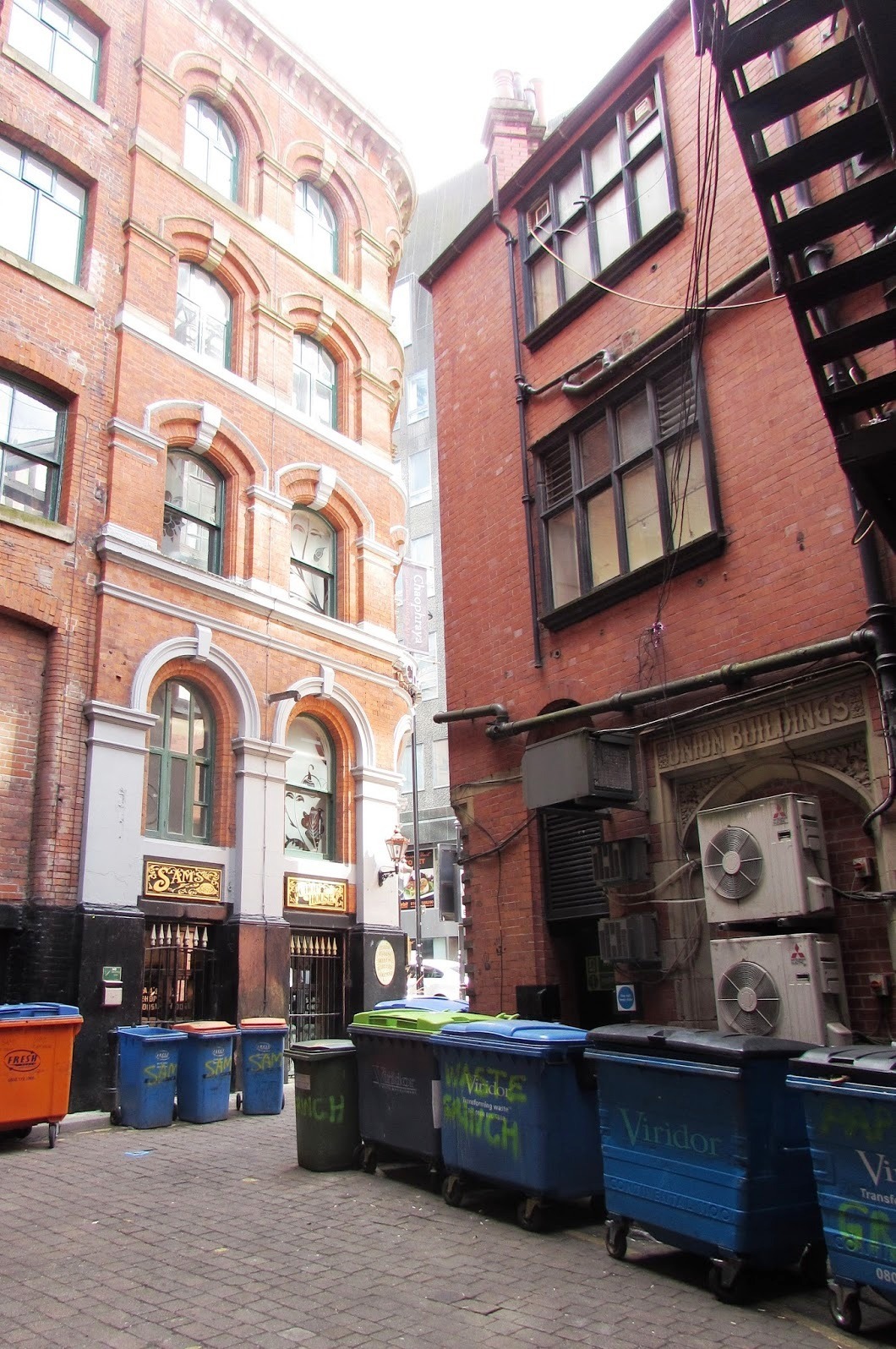 Andrew Simpson: Lost and forgotten streets of Manchester .......... nu ...