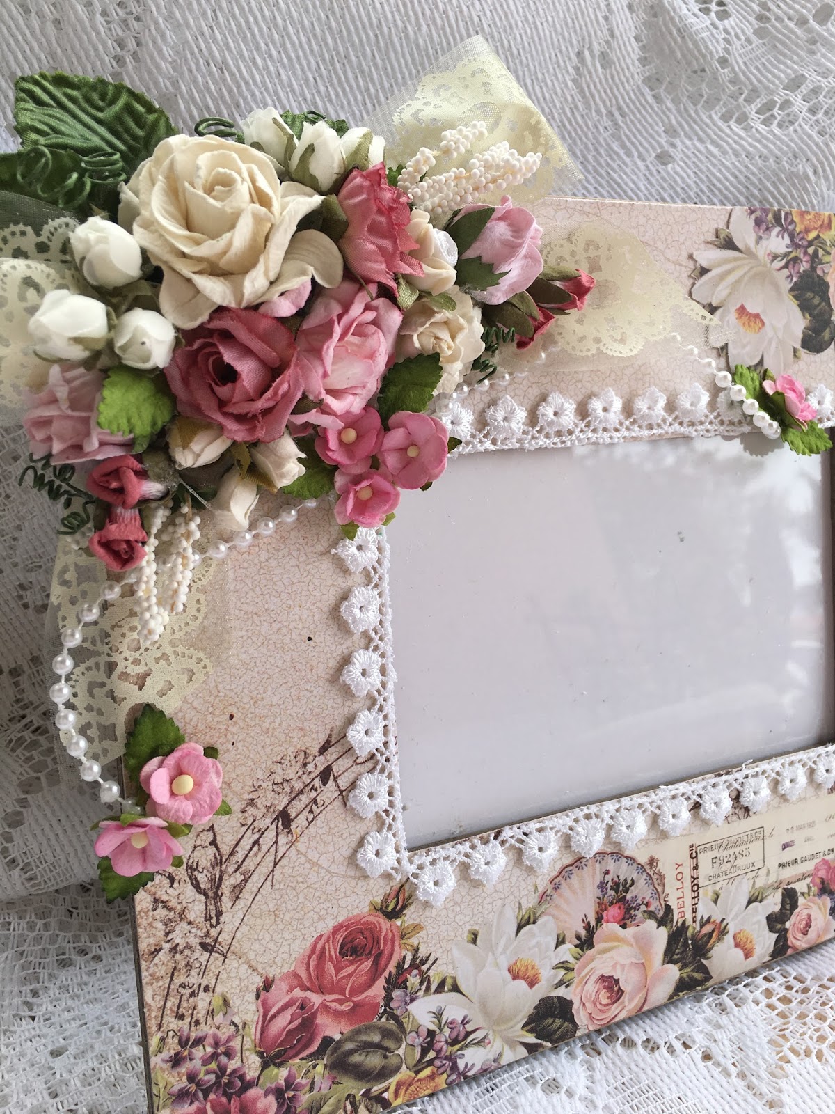 Martica Designs: Shabby Chic Frame For Esveyde