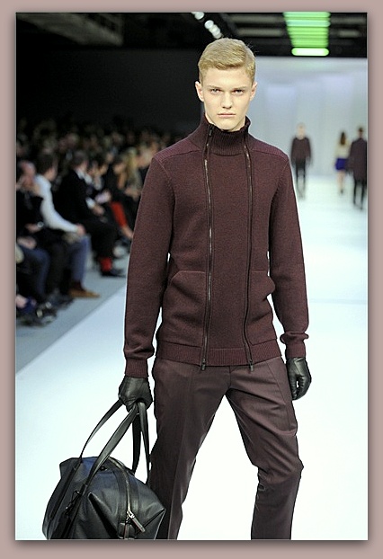 Modas y Modelos: Hugo La Extraordinaria Colección de Ropa para Hombre ...