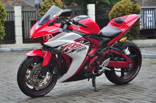 Modifikasi r25 terbaru movistar ala r6 r1 motogp dan moge ban lebar ...