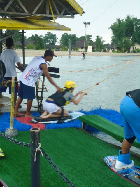 KT lifestyle: Wakeboarding at CWC (Camsur Watersports Complex)
