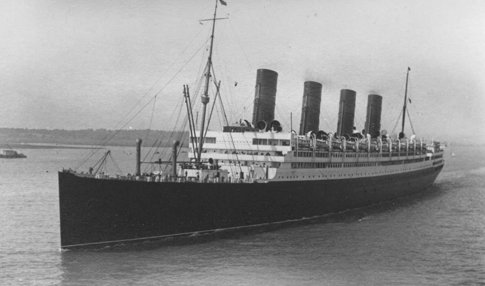 Transatlantic Era: RMS Aquitania...