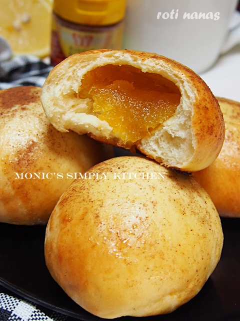 Roti Nanas (Masih Tanpa Ulen) - Monic's Simply Kitchen