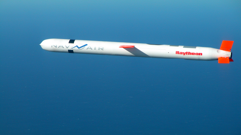 desarrollo defensa y tecnologia belica: Raytheon entrega el Tomahawk ...