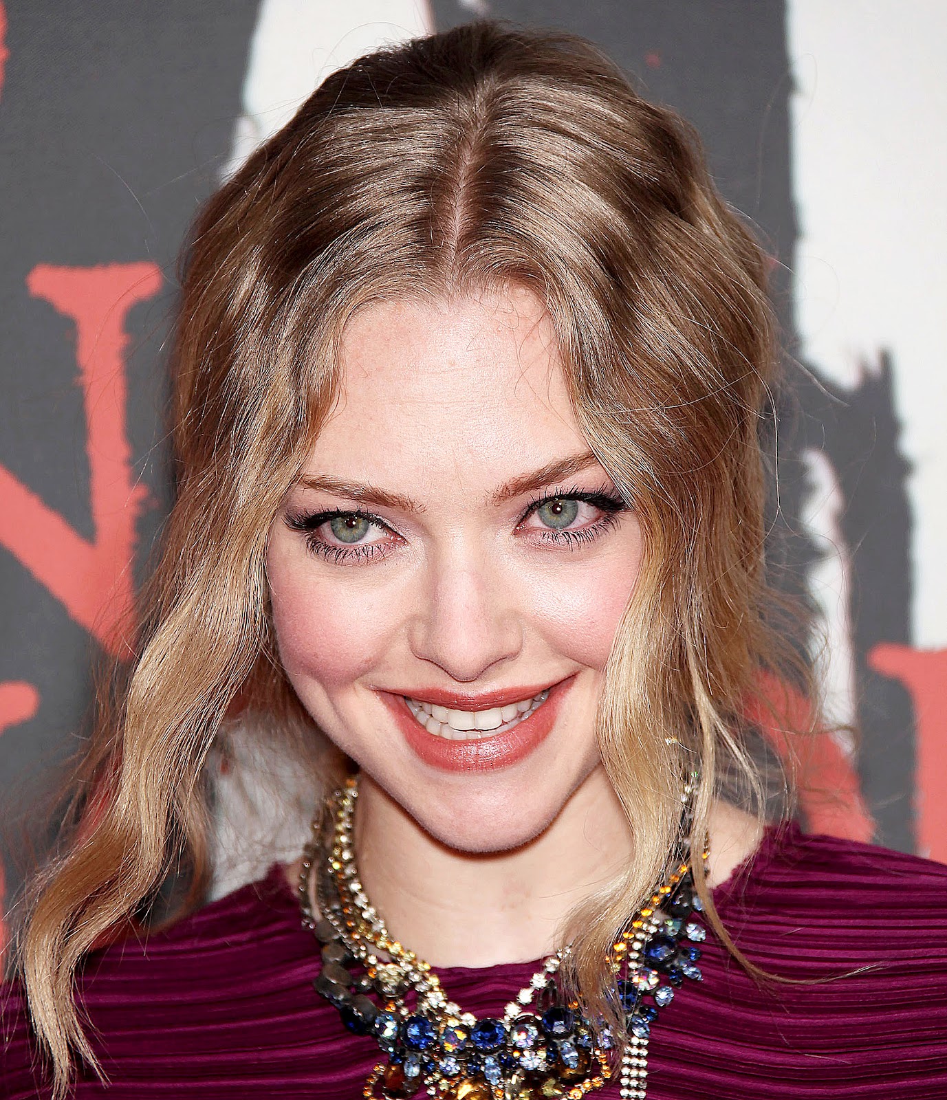 Amanda Seyfried pictures gallery (8) | Film Actresses