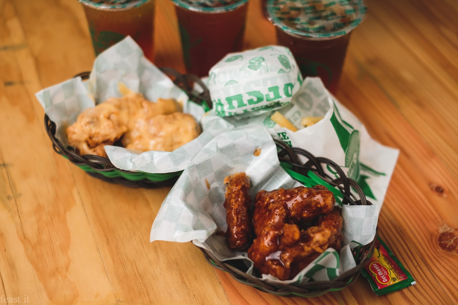 Feast.it - Indonesia Food and travel blogger : JANK JANK WINGS PALEMBANG