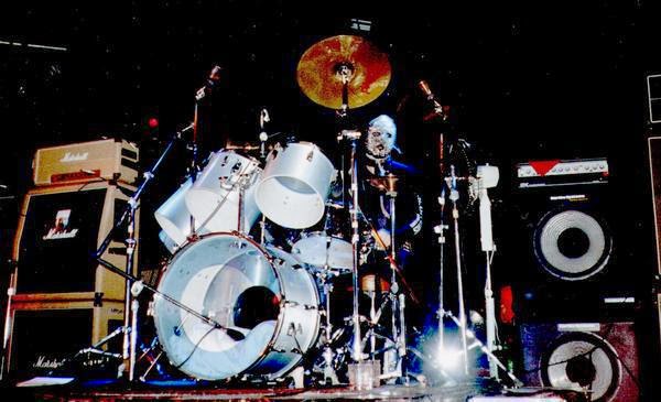 Rock Bottom Argentina: THUNDERSTICK: entrevista a Barry Purkis