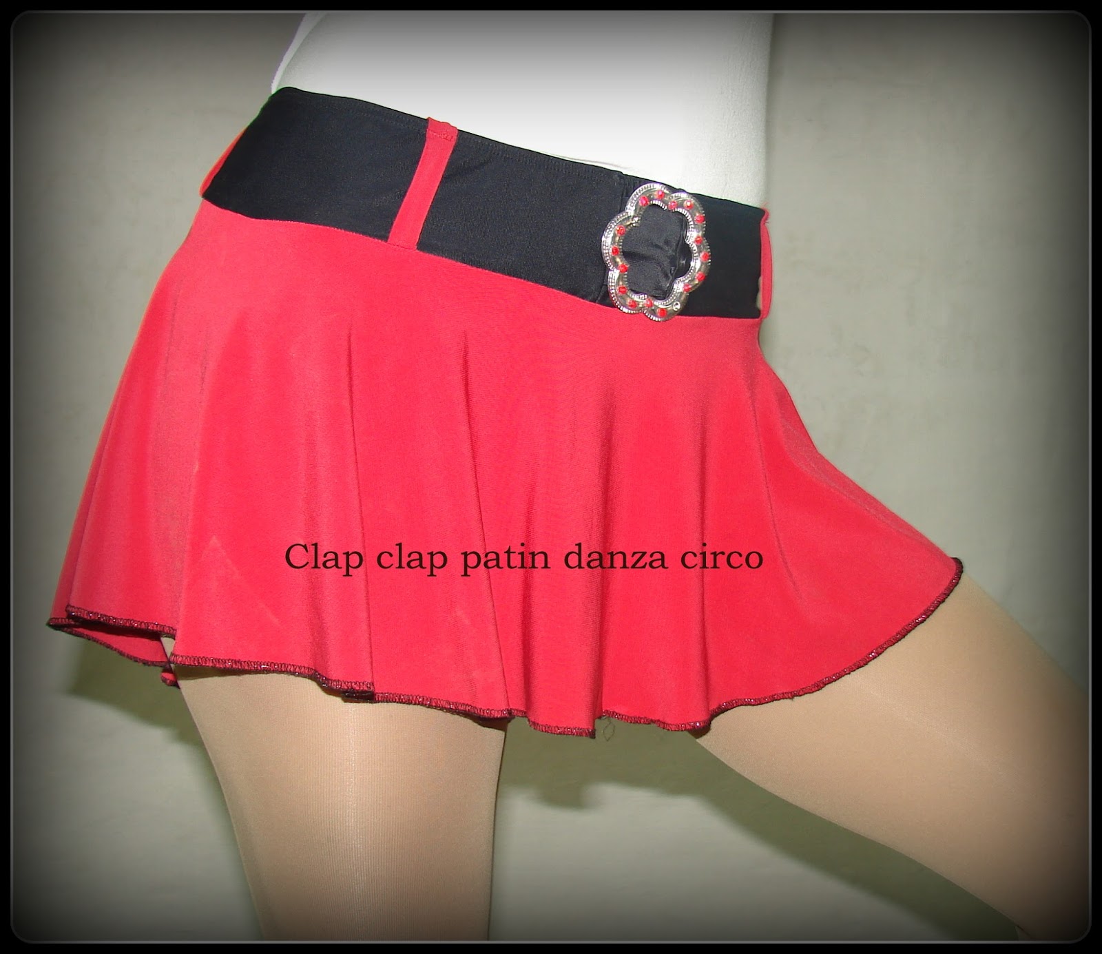 Clap...clap Patin Danza y Circo: Pollerin para patin artistico