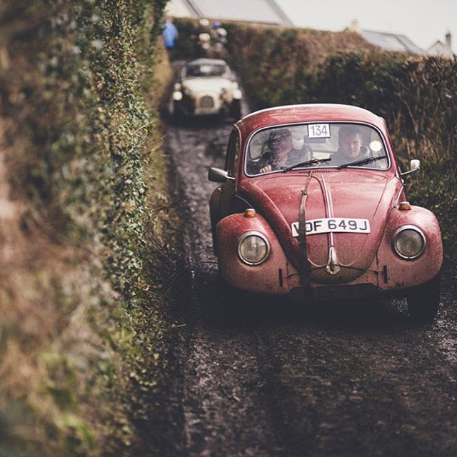 Renault 4CV: Autos Clásicos Nº 97: Fusca en instagram