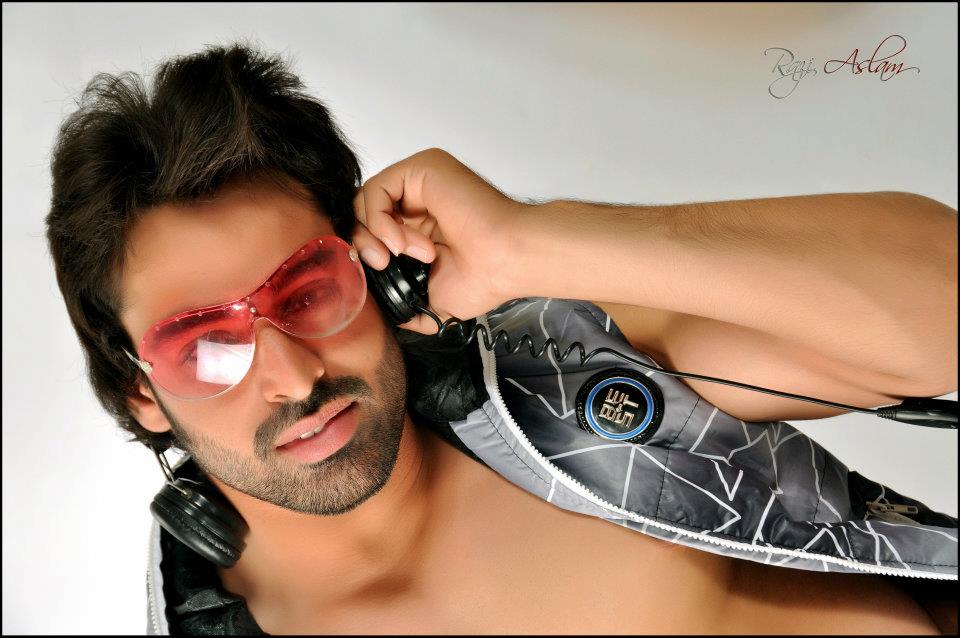 WORLD ARTISTS Showcase