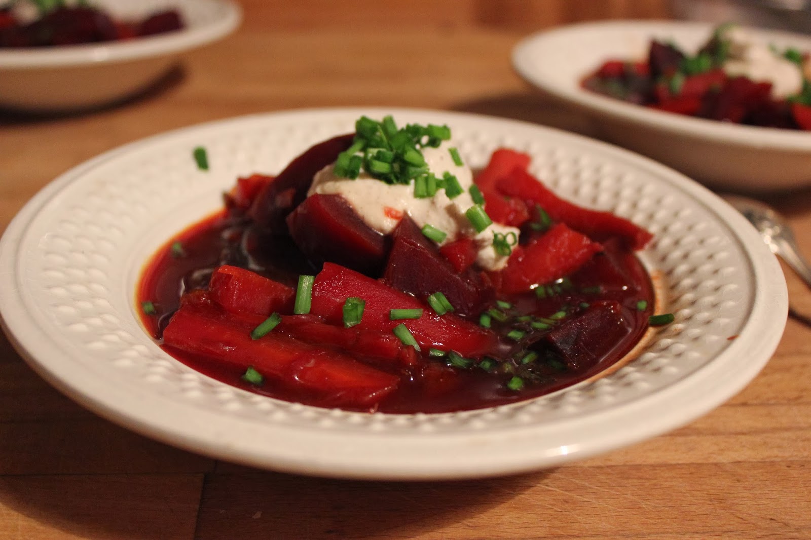 Cuillère et saladier: Betteraves et carottes façon borscht
