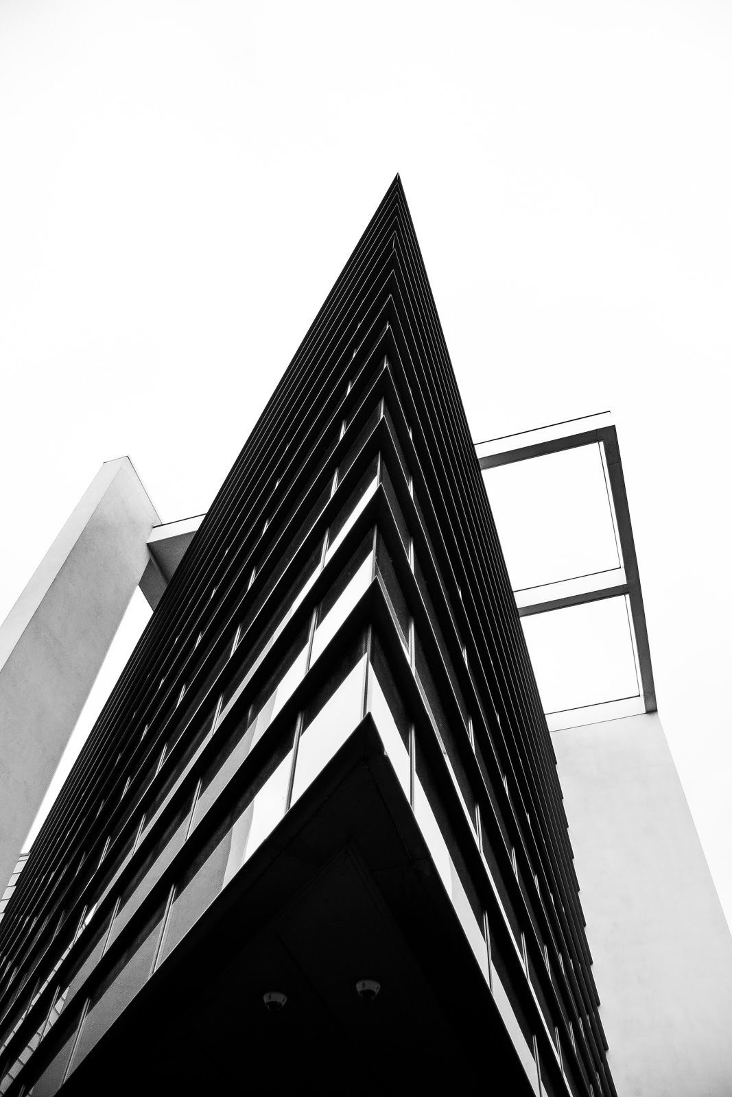 Ben Beckett: 3D and 2D man made and natural shape's