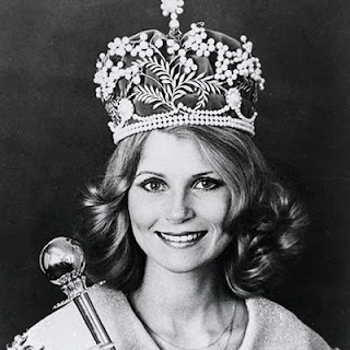 AUSTRALIAN BEAUTIES: 1970 MISS AUSTRALIA