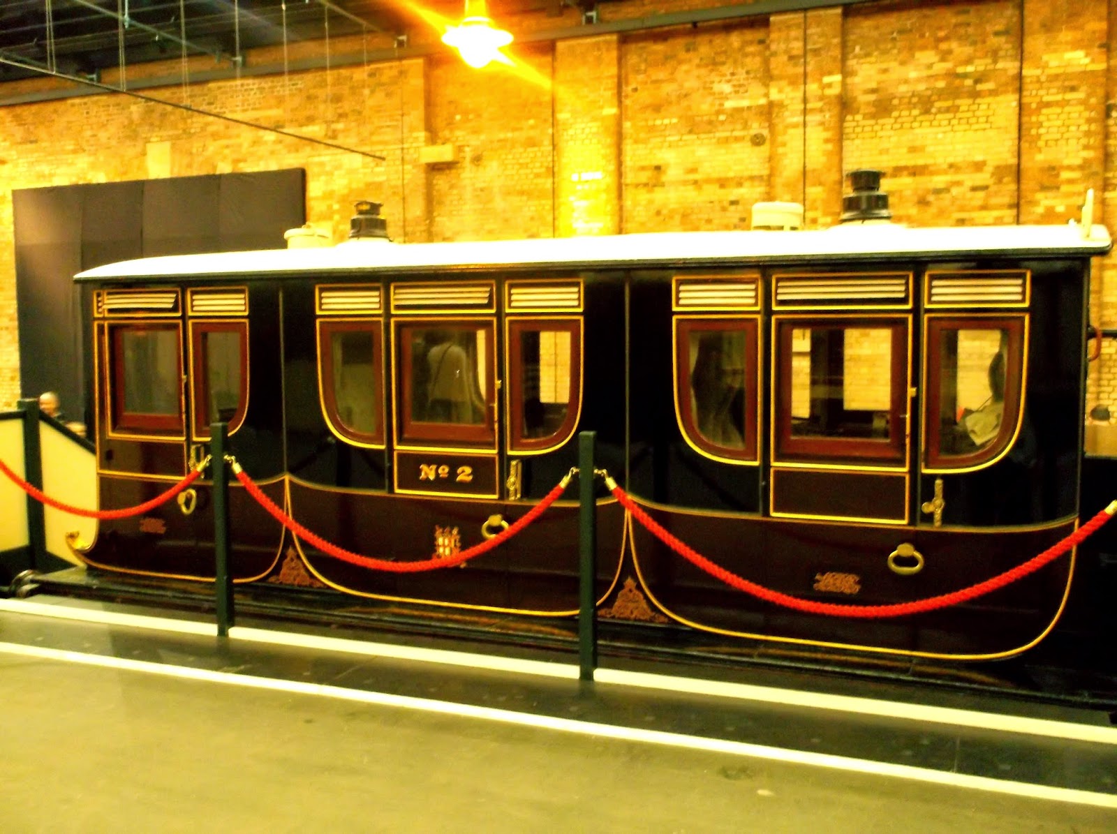 Steam Memories: 1842 L&BR No2 Queen Adelaide’s saloon at the NRM