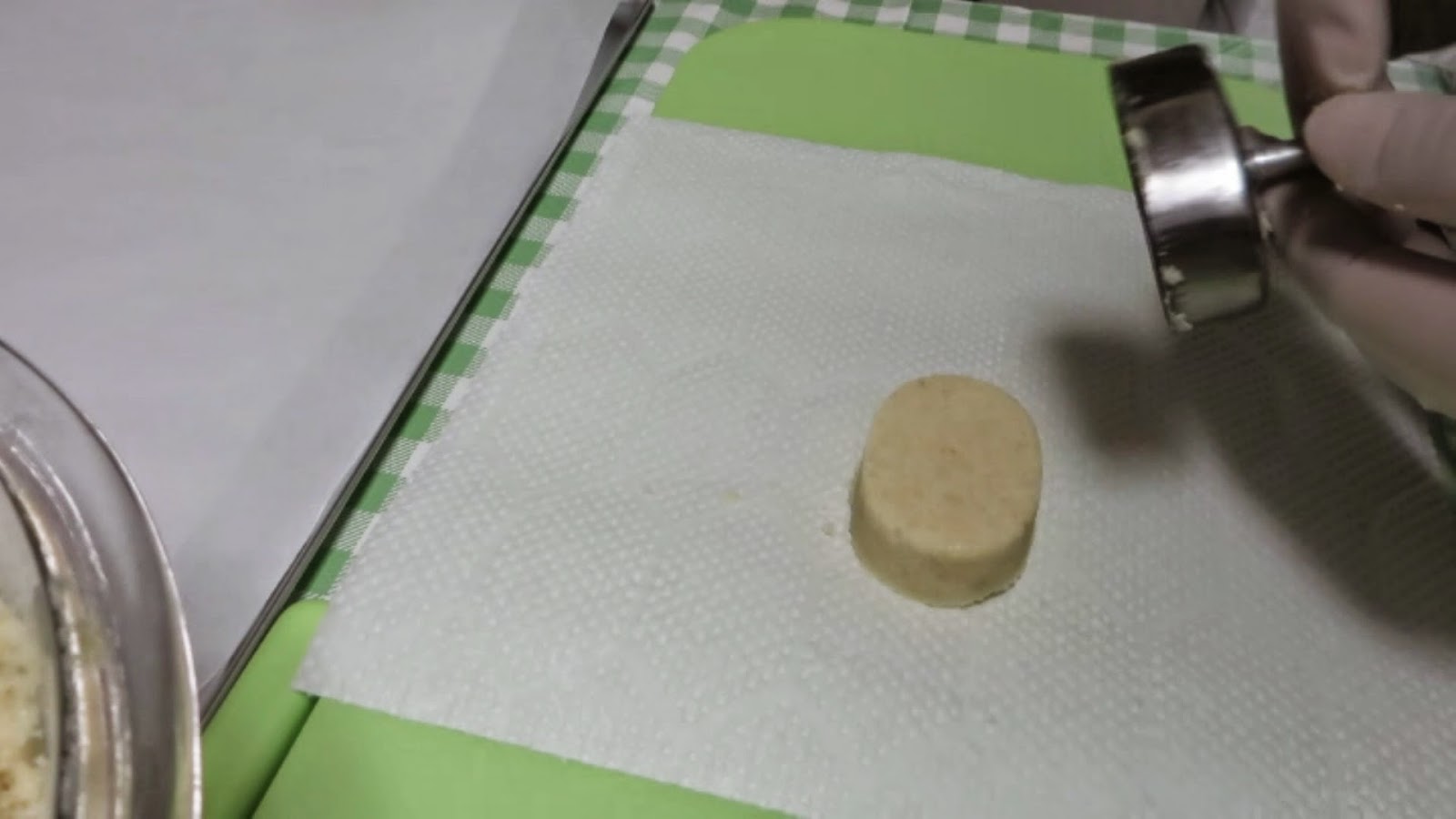 "Nette Cooking": "Polvoron"