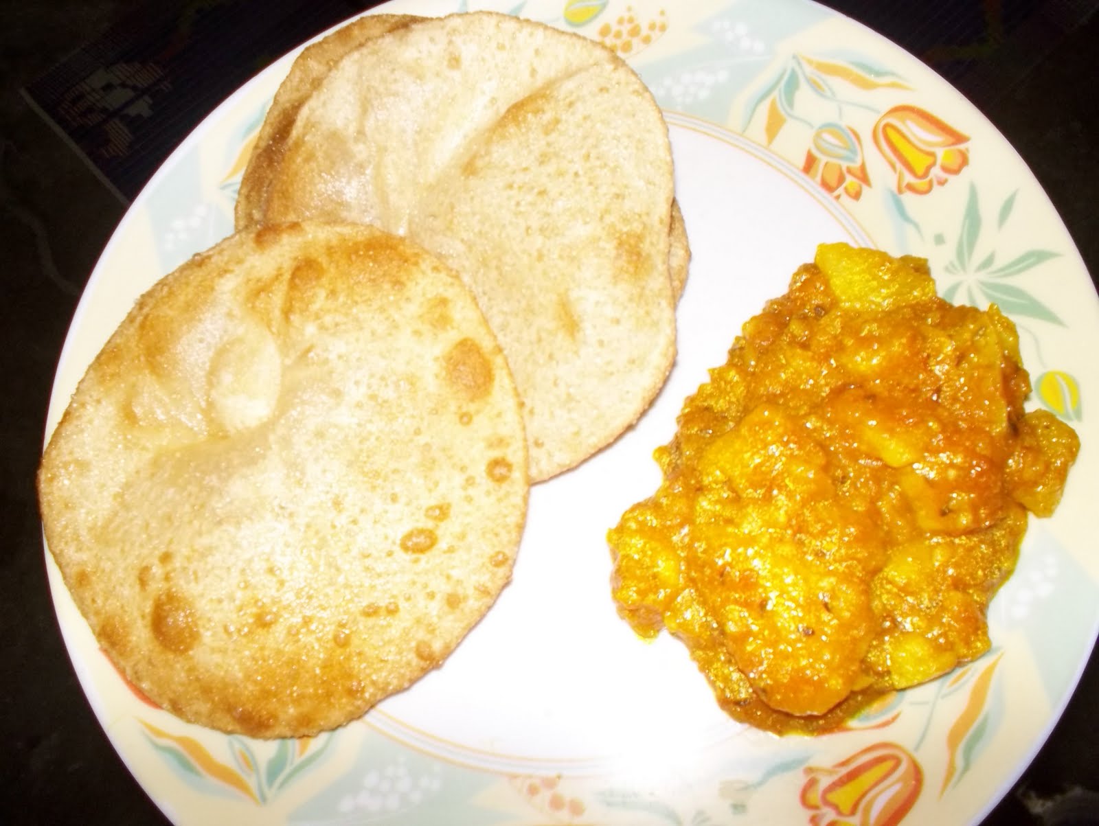 Home Cooking: ALOO PURI