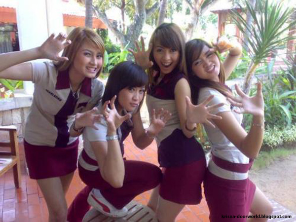 Cewek Cewek Cantik Sexy Dugem Vs Spg ~ Making Love