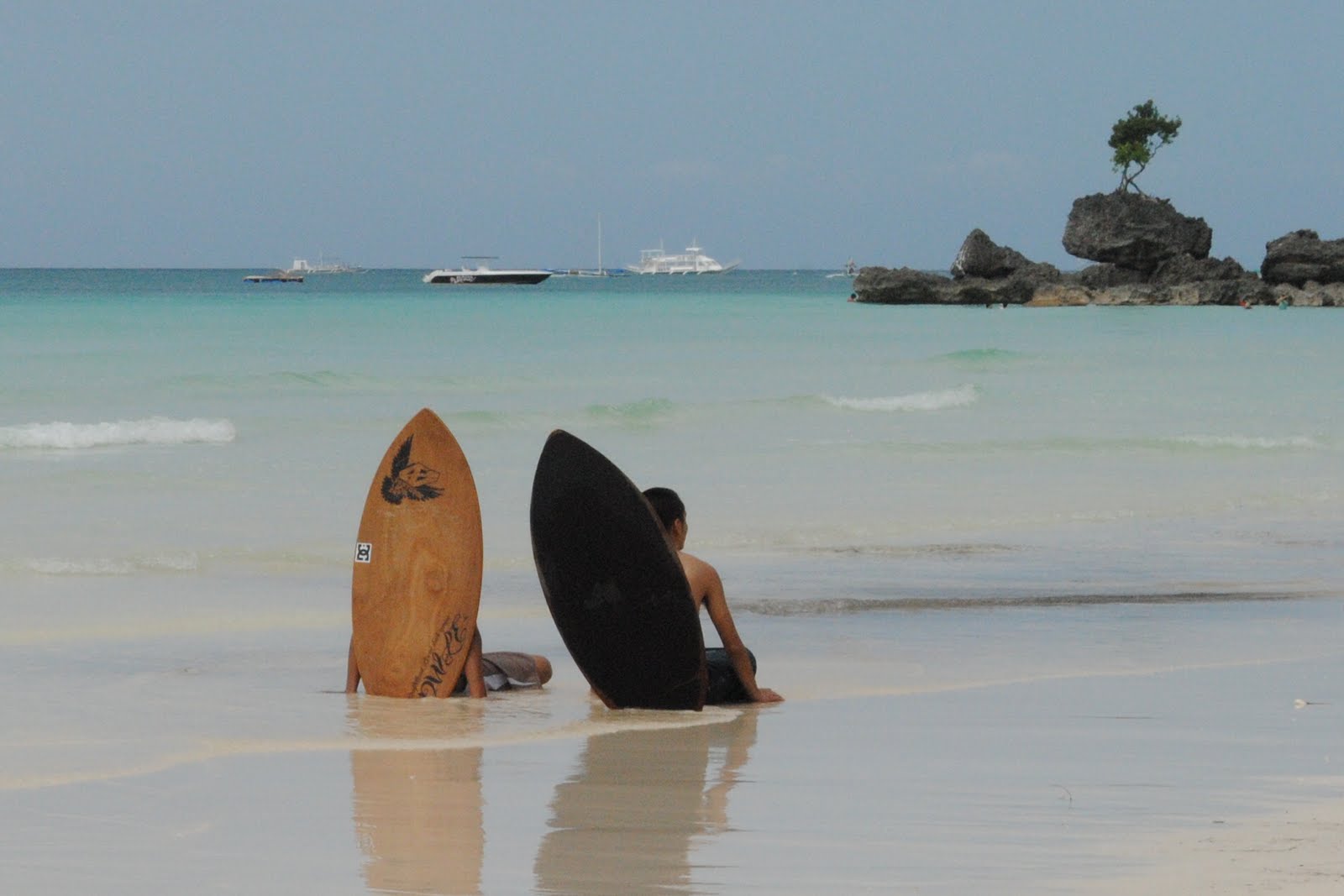 Travel: BORACAY ALL GIRLS
