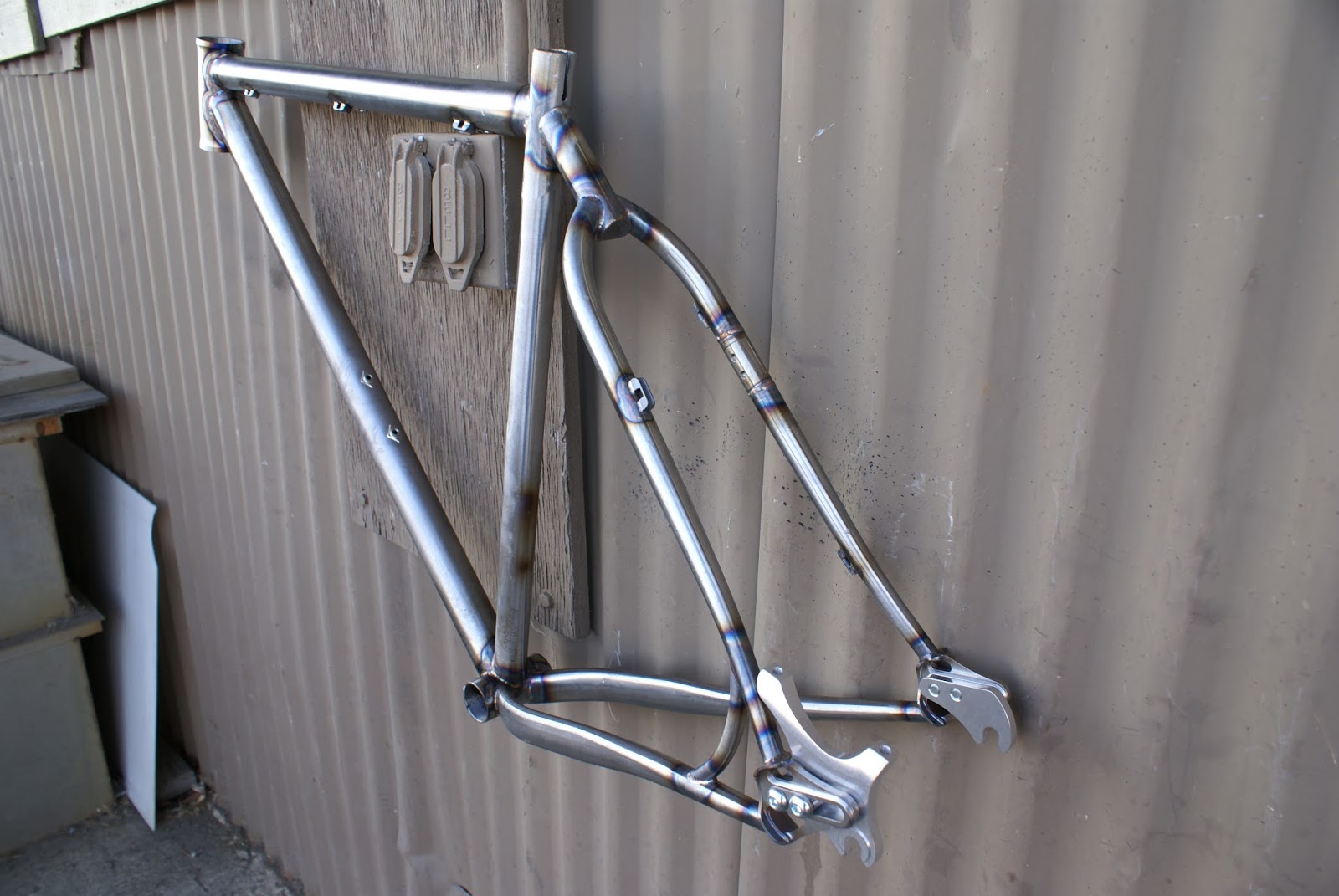 what's up in Santa Cruz: Steel 29er frame with options