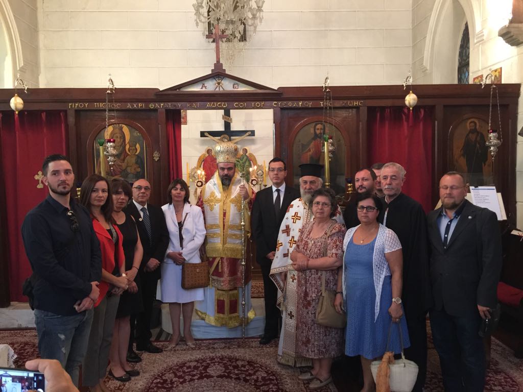 ΦΩΣ ΦΑΝΑΡΙΟΥ: ΕΝΑΣ ΧΡΟΝΟΣ ΑΠΟ ΤΗΝ ΕΝΘΡΟΝΙΣΗ ΤΟΥ ΣΜΥΡΝΗΣ ΒΑΡΘΟΛΟΜΑΙΟΥ (ΦΩΤΟ)