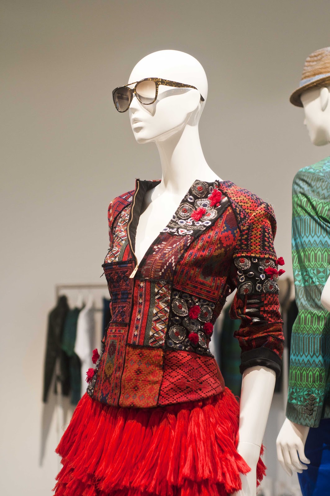 H&M pone un pie en Chile con Unique Collection | Quinta trends