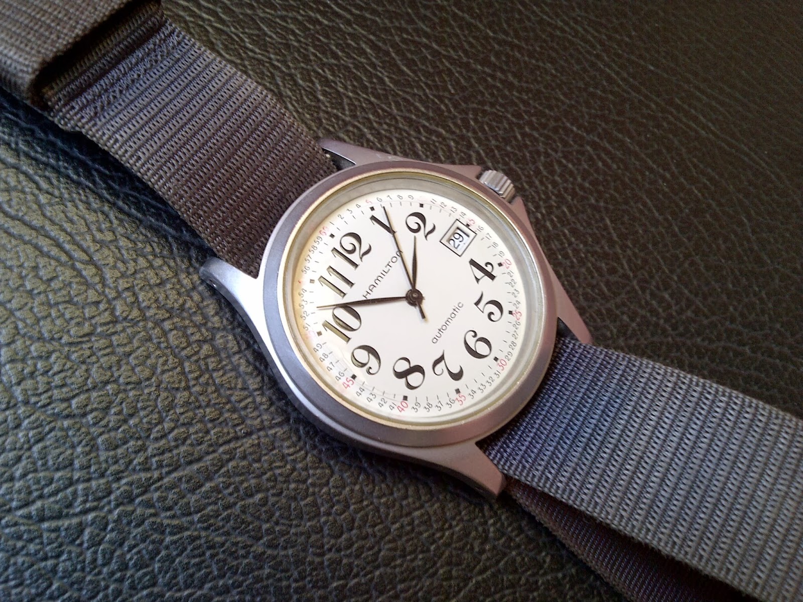 One Arloji: Hamilton Automatic 9821 Sold