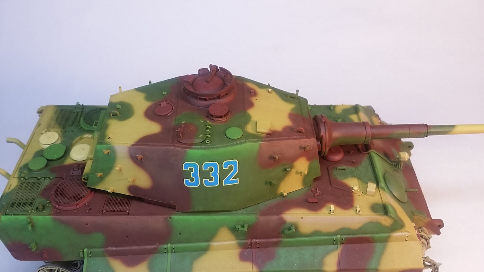 Nicholas Bruccoleri (BruccaNYC): 1/35 Meng King Tiger #332 of SS sPz ...