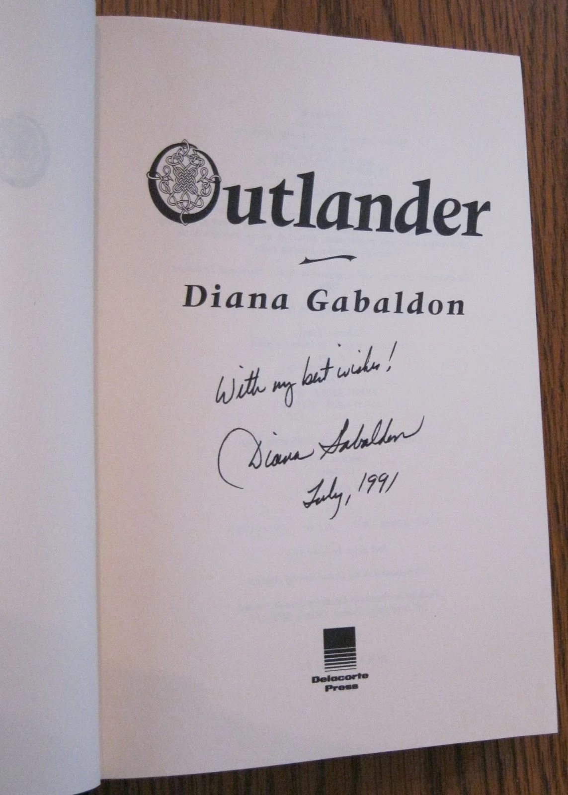 The "extras" on the Blu-ray Collector's Edition (Disk 1) - Outlandish ...