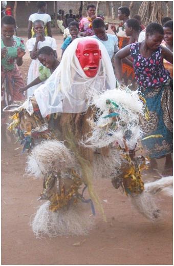 Sancara - Blog sull'Africa: Gule Wamkulu