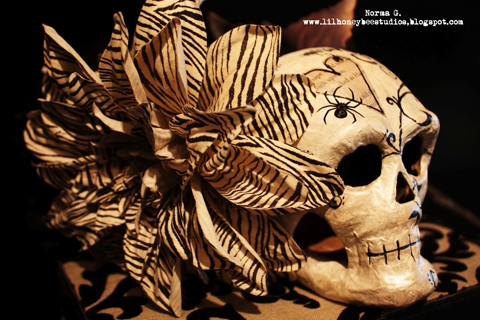 Little Honey Bee Studios: Halloween Skull