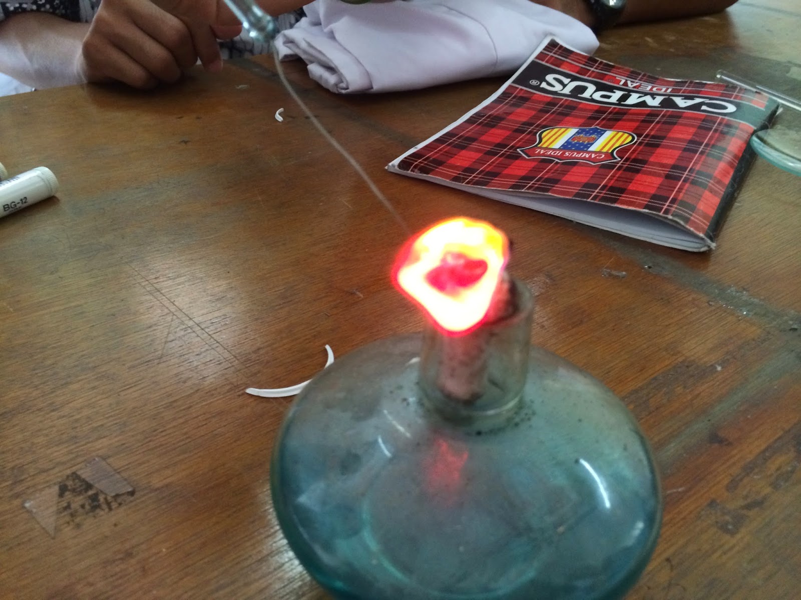 reanggit: Reaksi Nyala