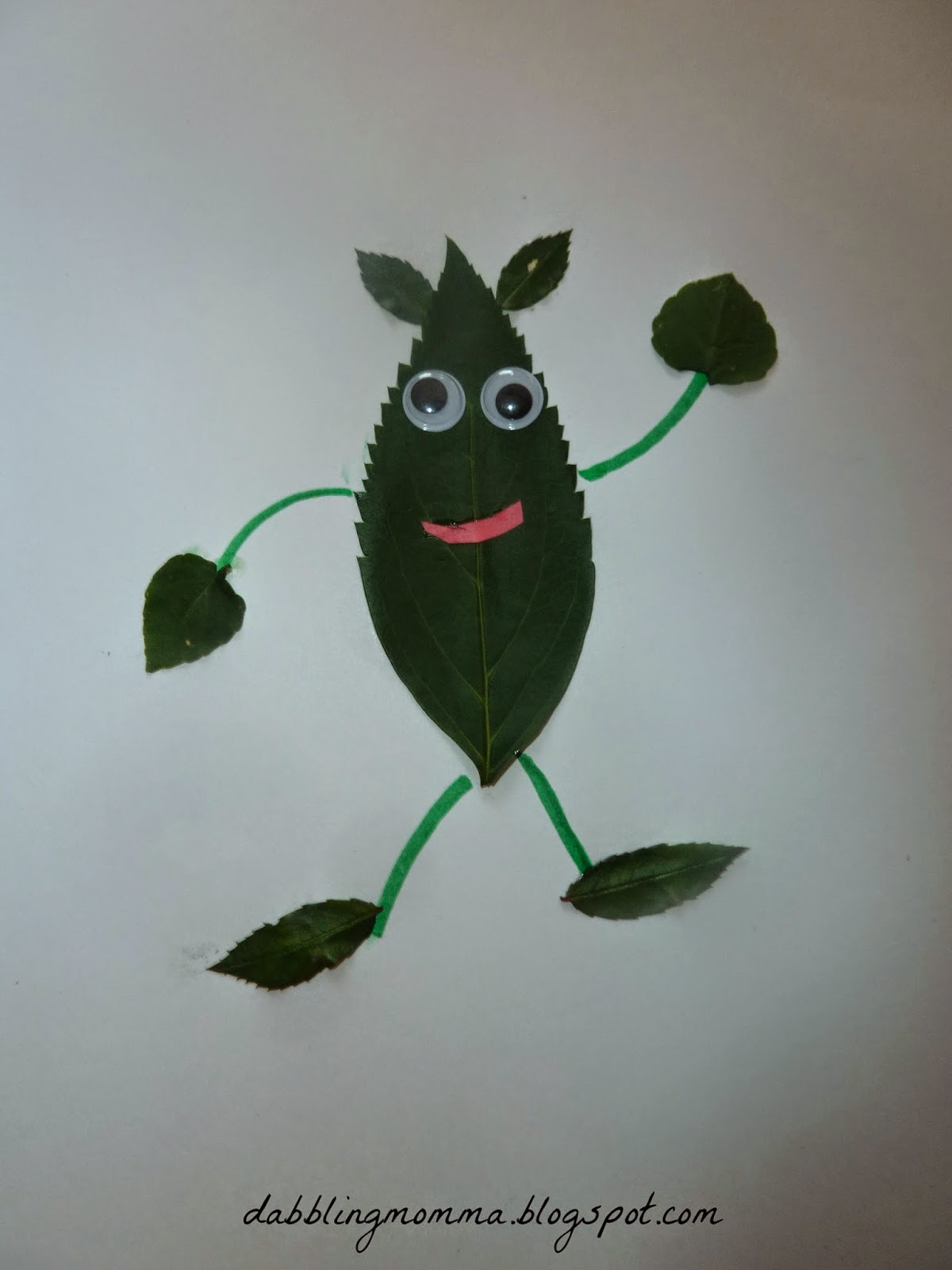 Dabblingmomma: Leaf Creatures