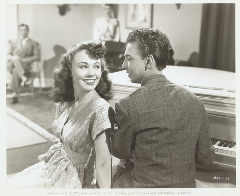 NOTICIAS Y EFEMERIDES MUSICALES Y DEL CINE: CONNIE HAINES, UN 20 DE ...