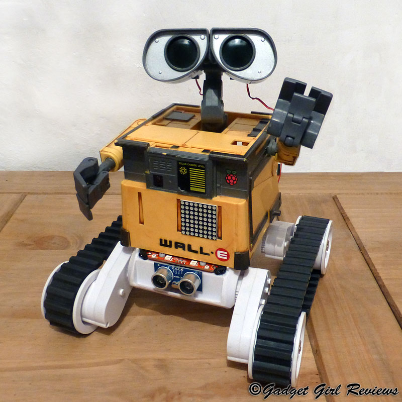 Introducing LUNA-Pi and WALLE-Pi our own Raspberry Pi 2 projects ...